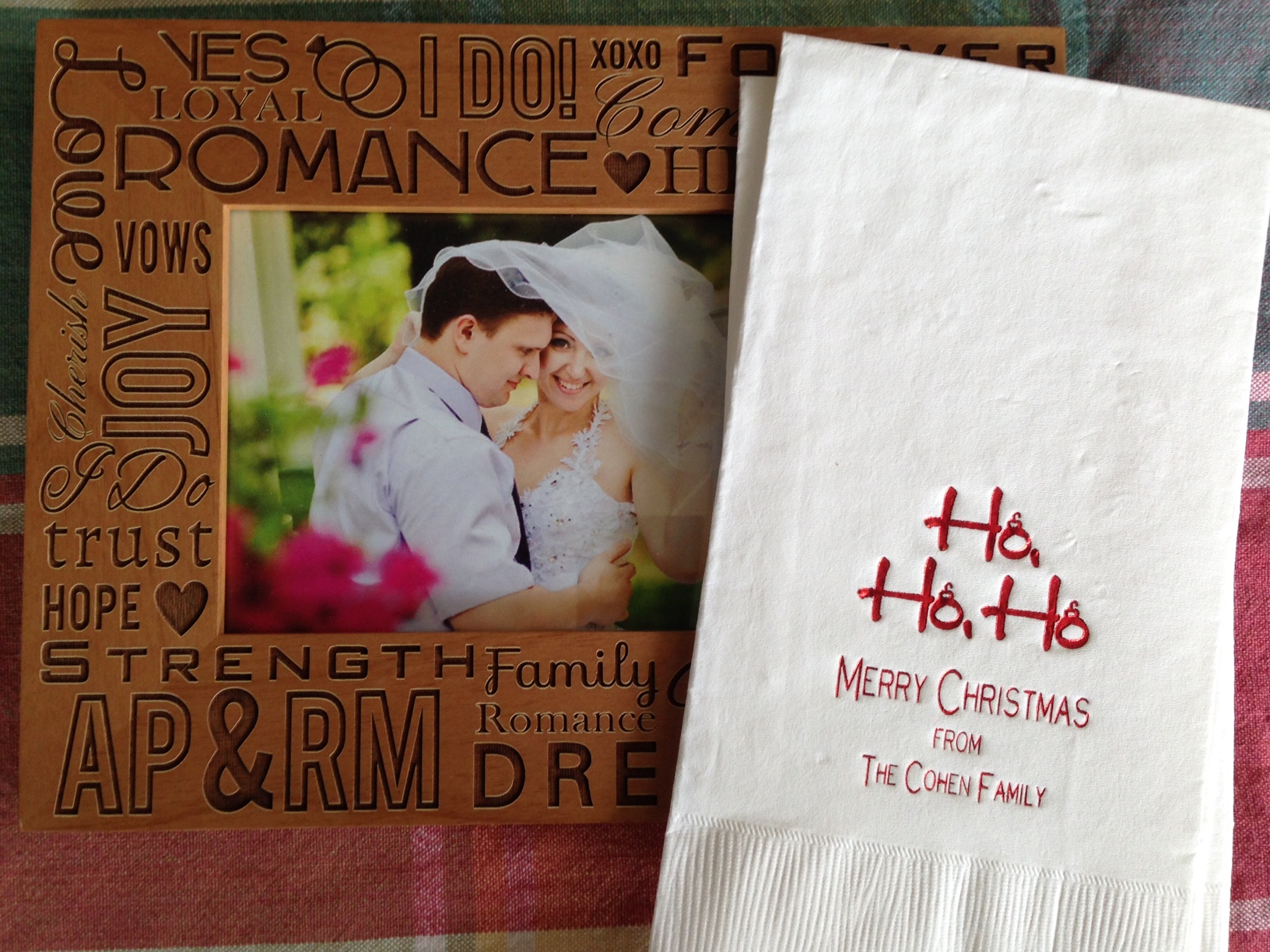 Unwrap the Magic: Crafting Extraordinary Gifts for the Holidays